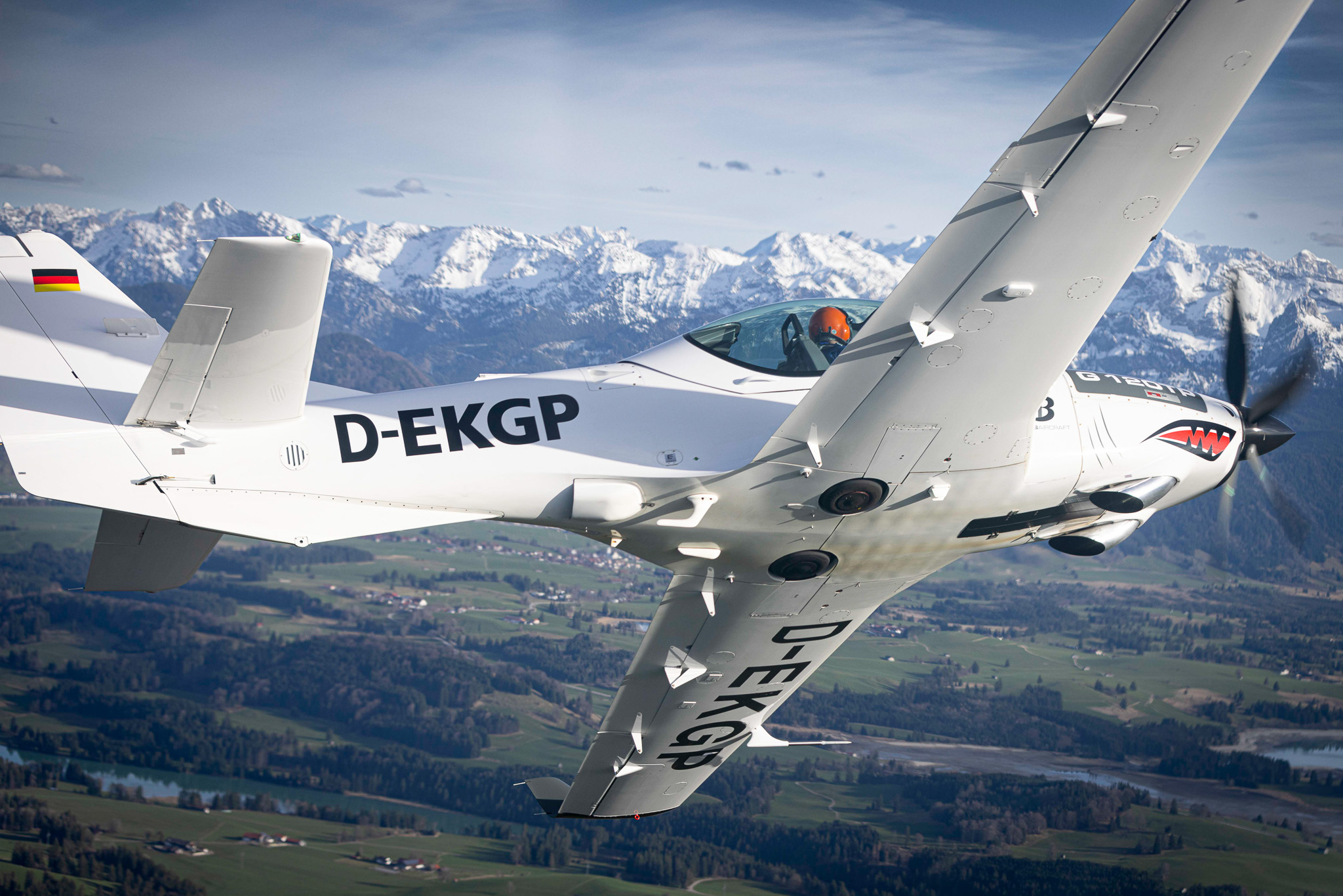 Grob Aircraft Dealership - KF Aerospace – Exclusive North American ...